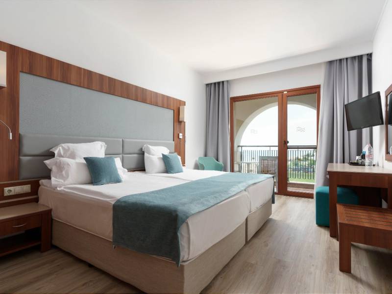 Alua Helios Bay en Obzor, Web oficial