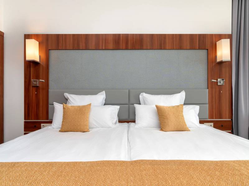 Alua Helios Bay en Obzor, Web oficial