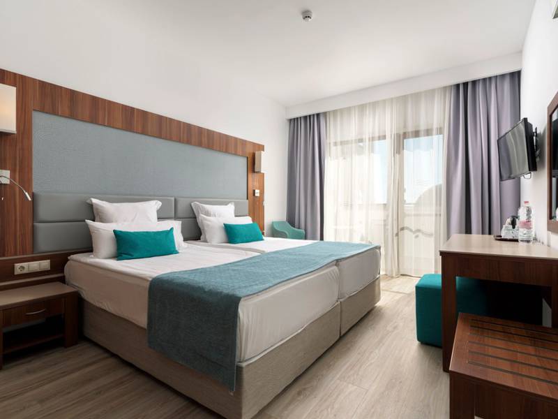 Alua Helios Bay en Obzor, Web oficial